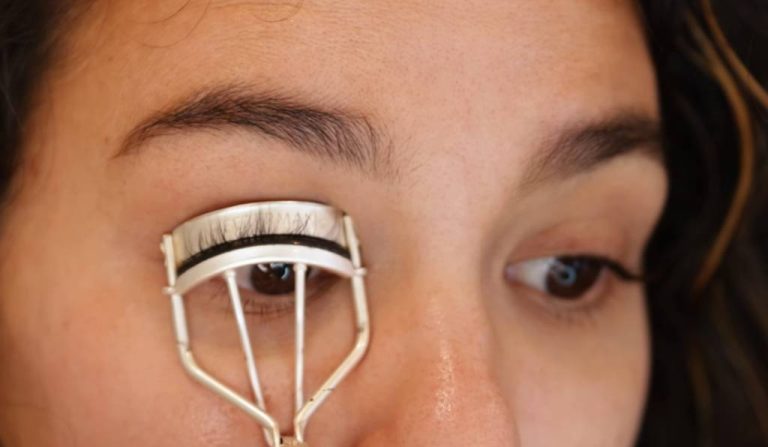 How to apply cluster lashes step by step? - Lashes Factory | Emma Lashes